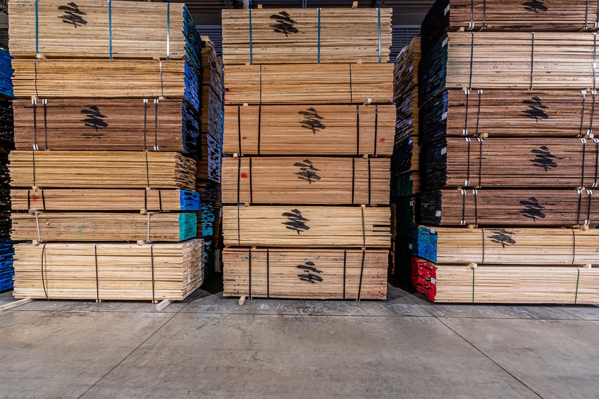 UPPER CANADA | Red Oak A Grade Rift Sliced Slip Matched Plywood